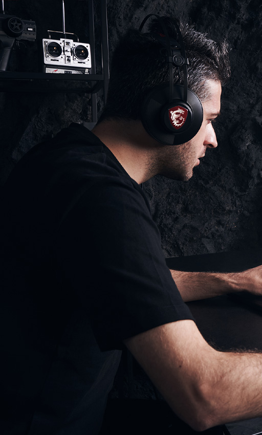 GAMING FEATURES IN 5 ASPECTS