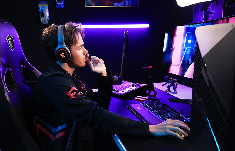 Streaming Success: Finding Your Niche and Building Your Personal Brand