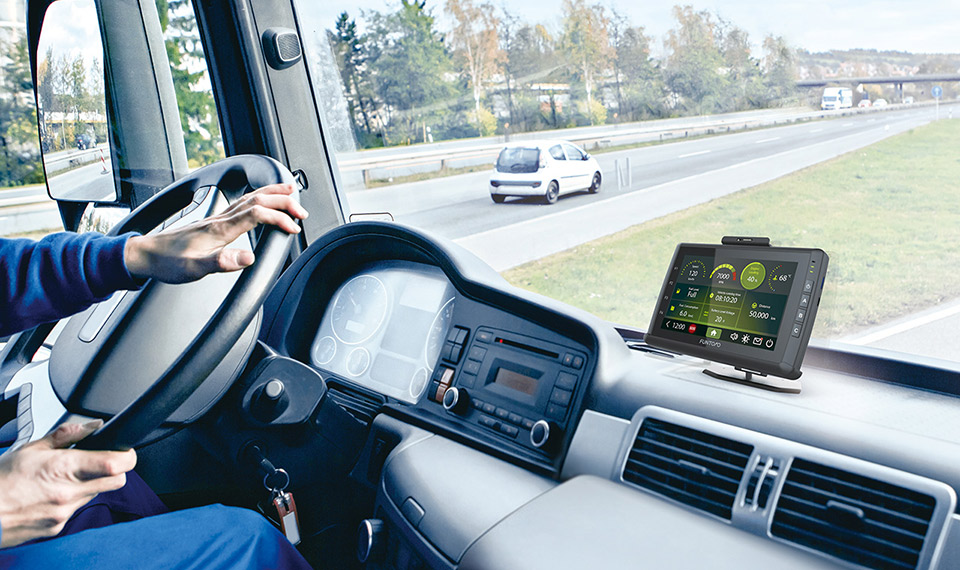 Intelligent Fleet Management for Commercial Vehicles