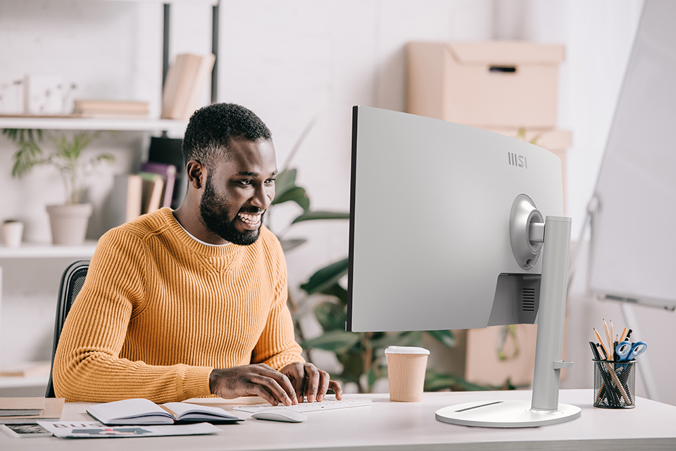 Unleash the Power of a Magic Monitor: How KVM, PIP, & PBP Enhance Your ...